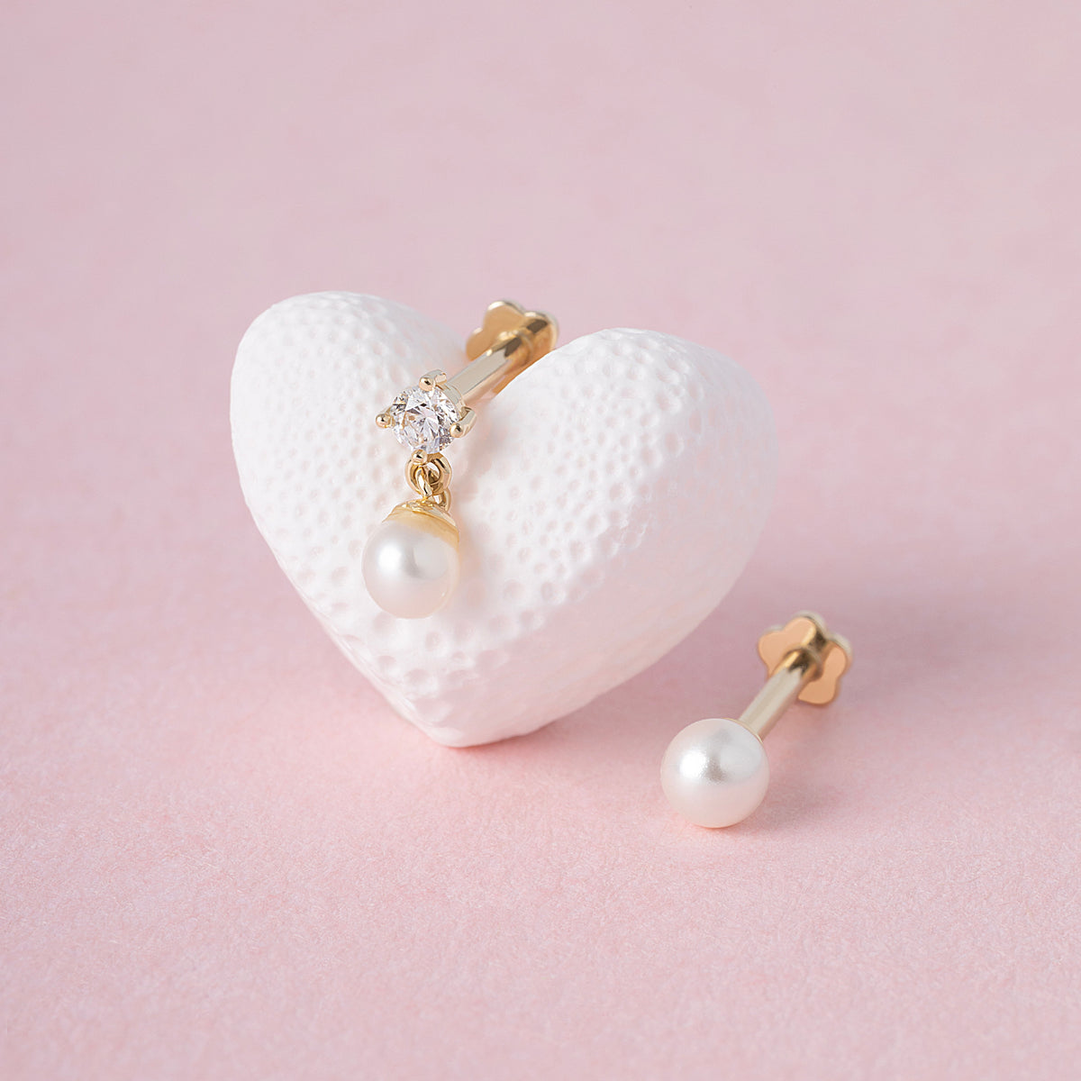 14K Solid Gold Baby Pearl Threaded Labret Earring 3mm – J&CO Jewellery ...
